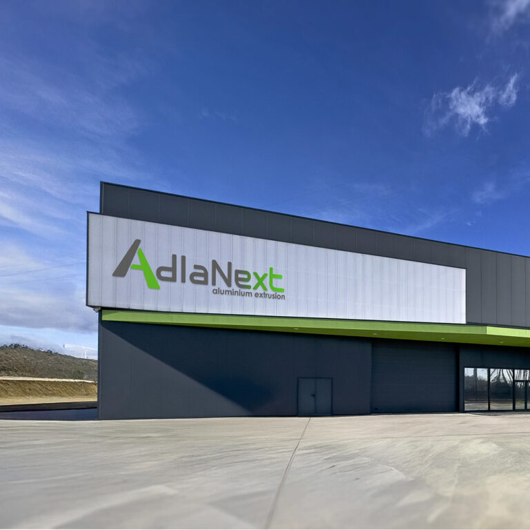 Extrusão, Lacagem e Maquinação de Alumínio | ADLA