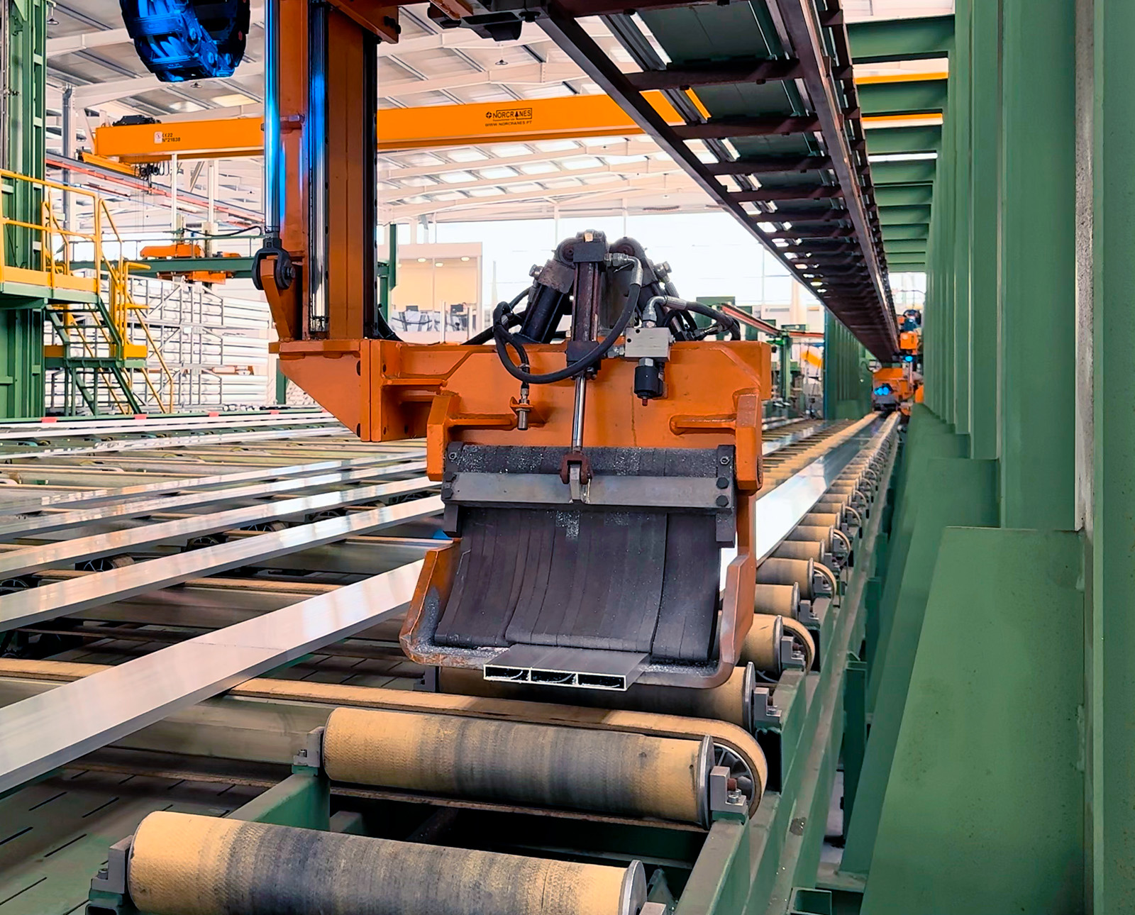 Catálogos de Perfis para Arquitetura e Indústria | ADLA